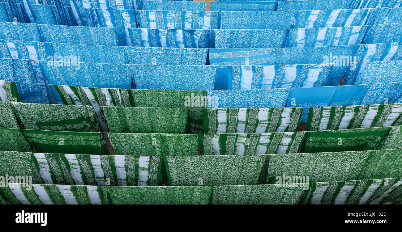 Yarn drying hi-res stock photography and images - Alamy