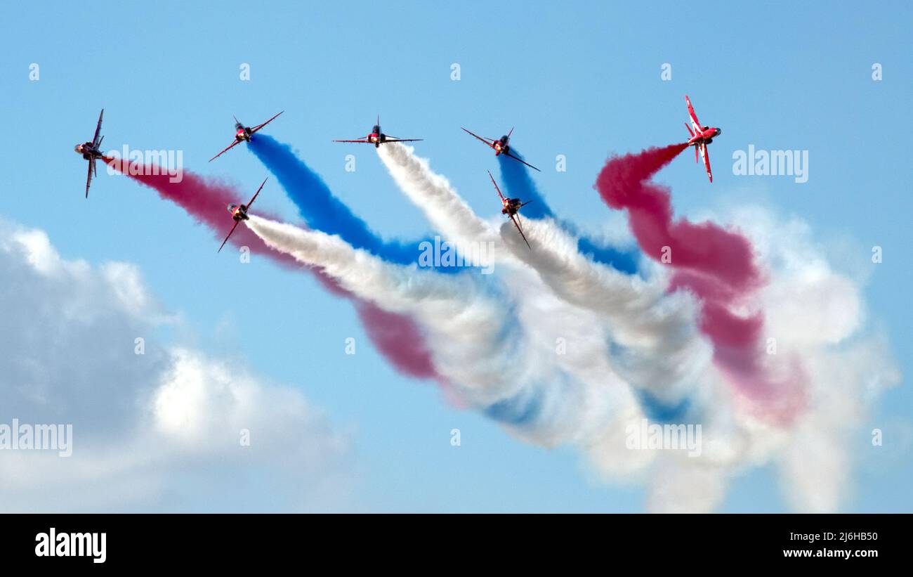 RAF Red Arrows Display Team Stock Photo - Alamy