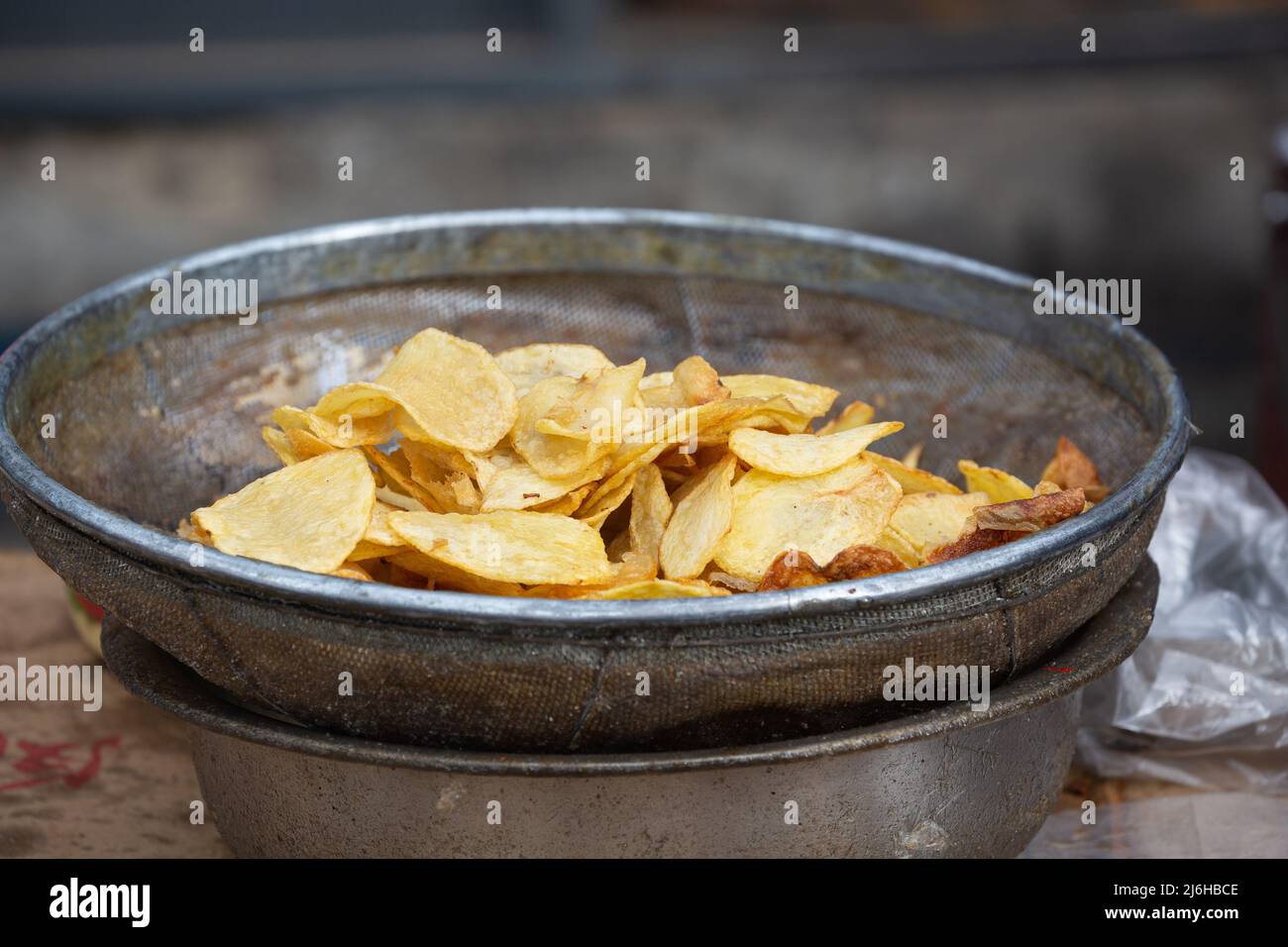 Potato chips ready cook hi-res stock photography and images - Alamy
