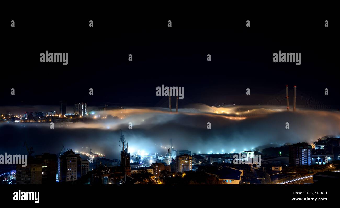 Coastal region fog hi-res stock photography and images - Alamy