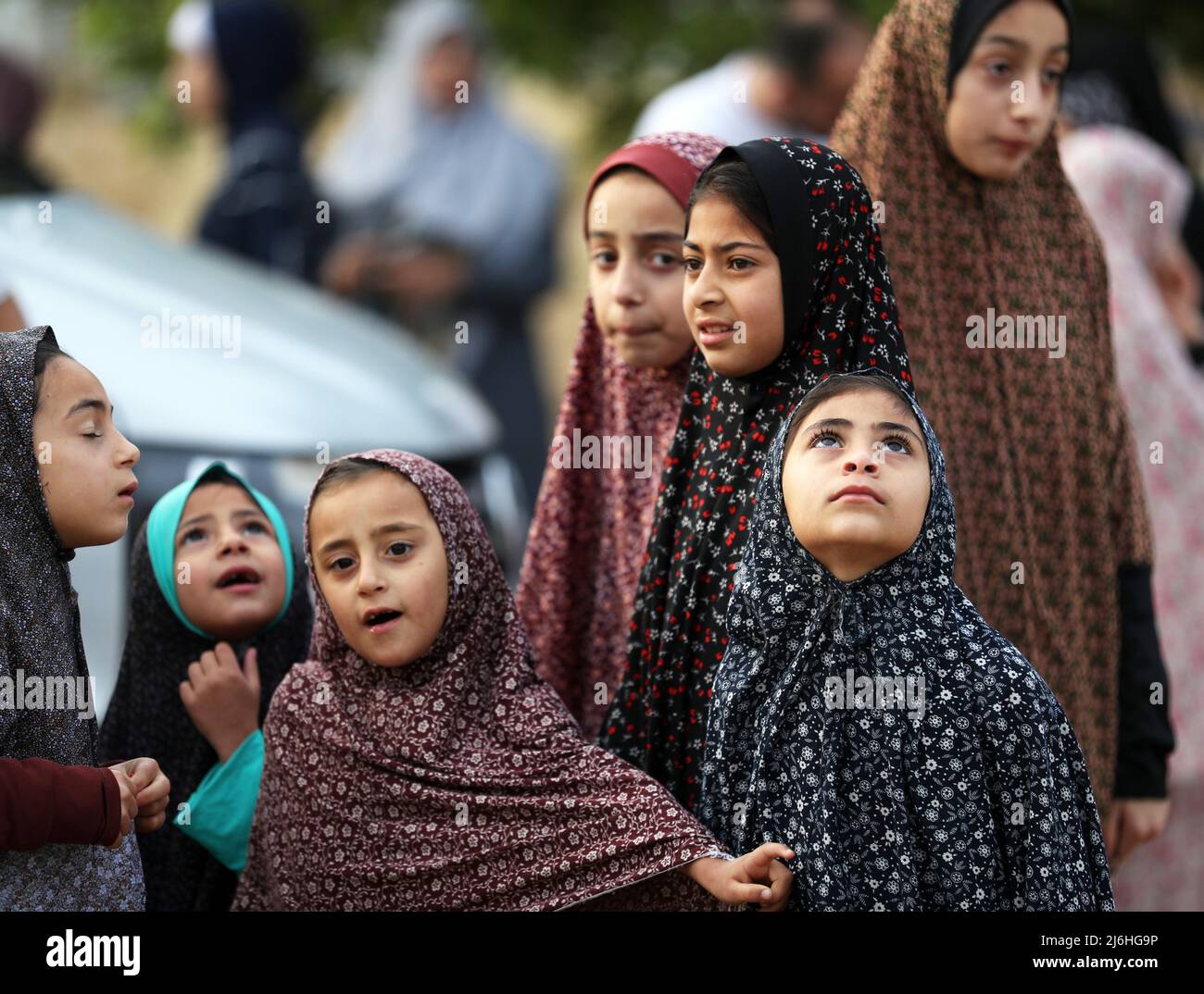 Gaza City, Palestine. 1st May 2022. Palestinian Muslims perform morning ...
