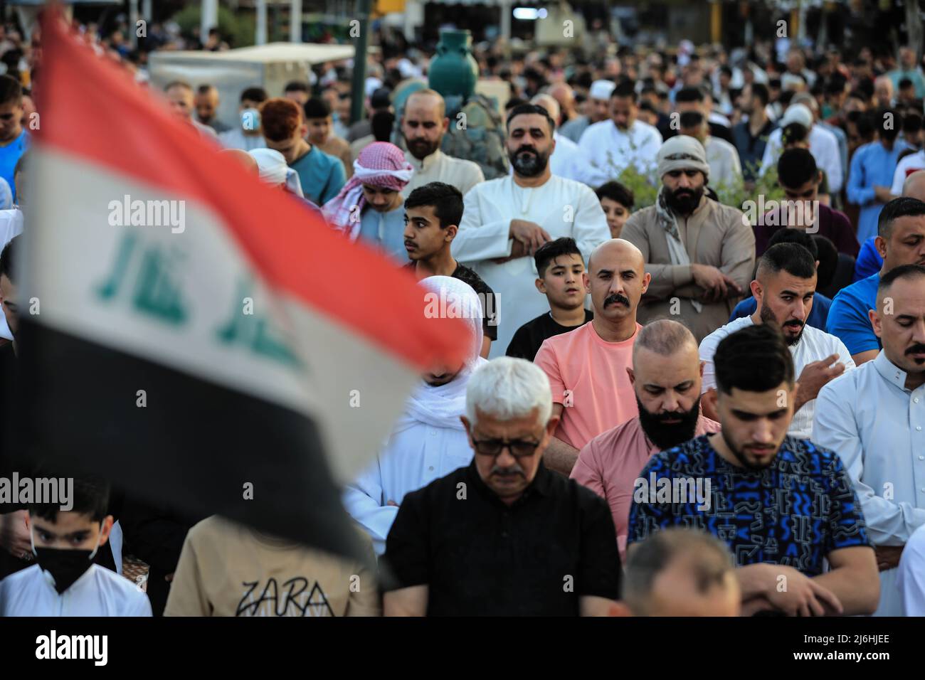 02 May 2022, Iraq, Baghdad: Iraqi worshippers perform Eid al-Fitr ...