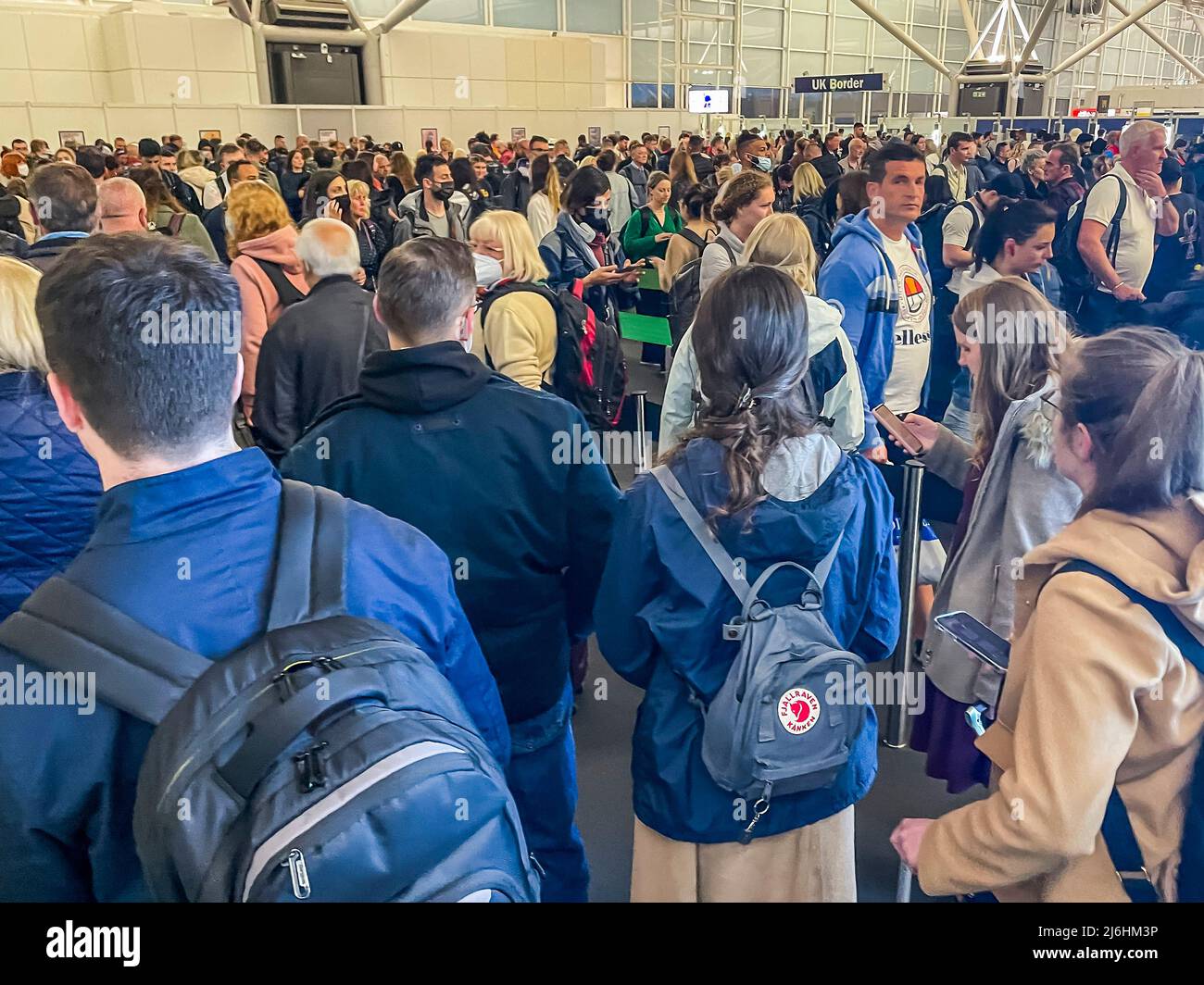 Automated passport control hi-res stock photography and images - Alamy