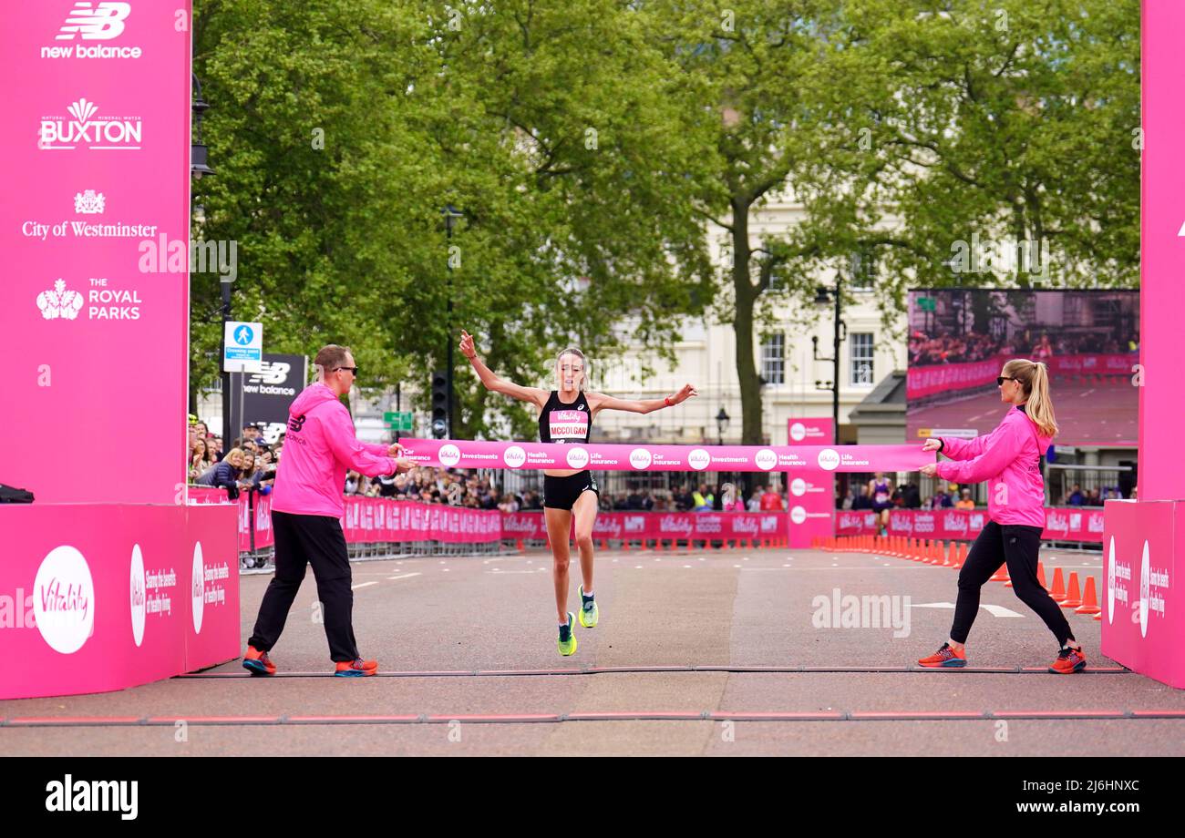 Eilish McColgan crosses the line to win the women's race during the ...