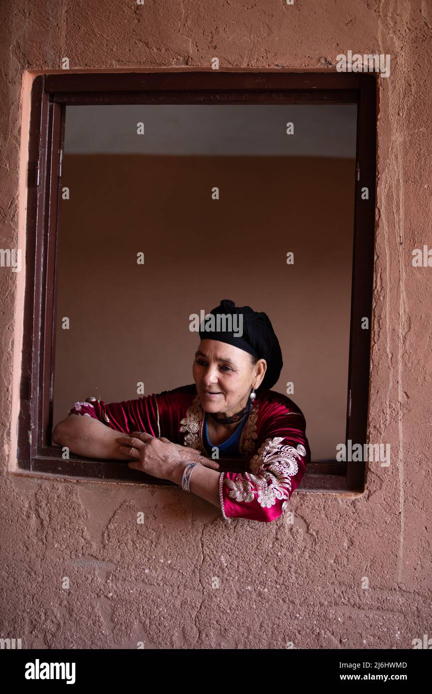 People of Marrakesh, Morocco and Agafay desert Stock Photo - Alamy