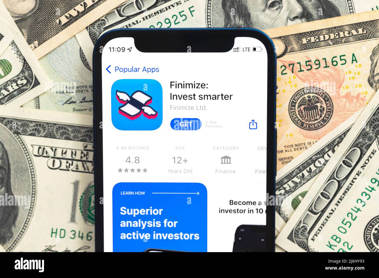 Investing com logo hi-res stock photography and images - Alamy