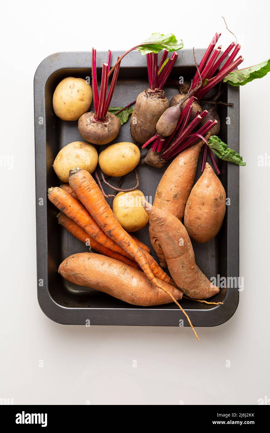 Potato roots dirt hi-res stock photography and images - Alamy