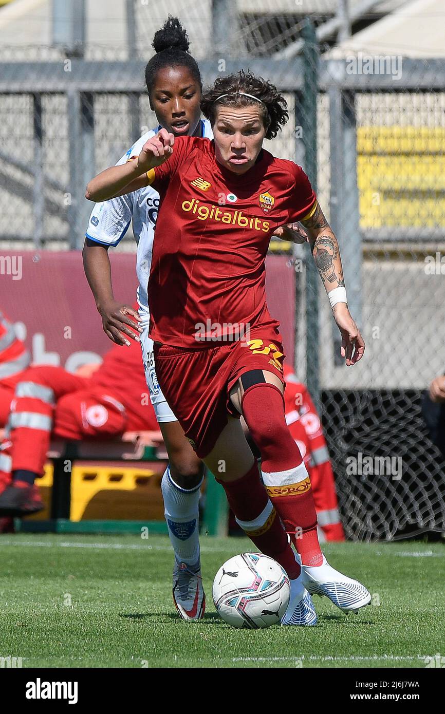 Elena linari 2022 hi-res stock photography and images - Alamy