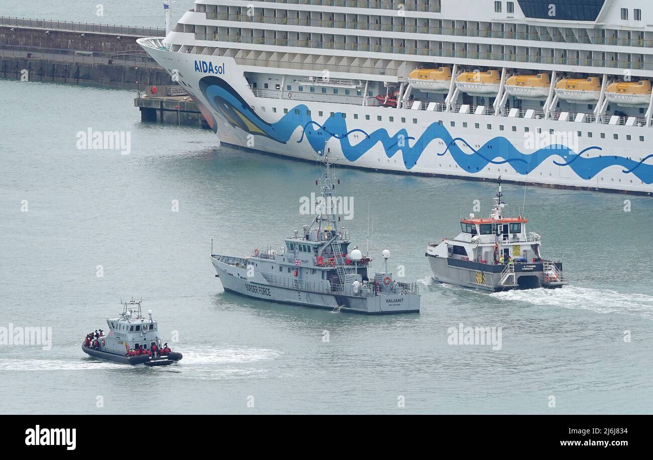 Border force vessels hi-res stock photography and images - Alamy