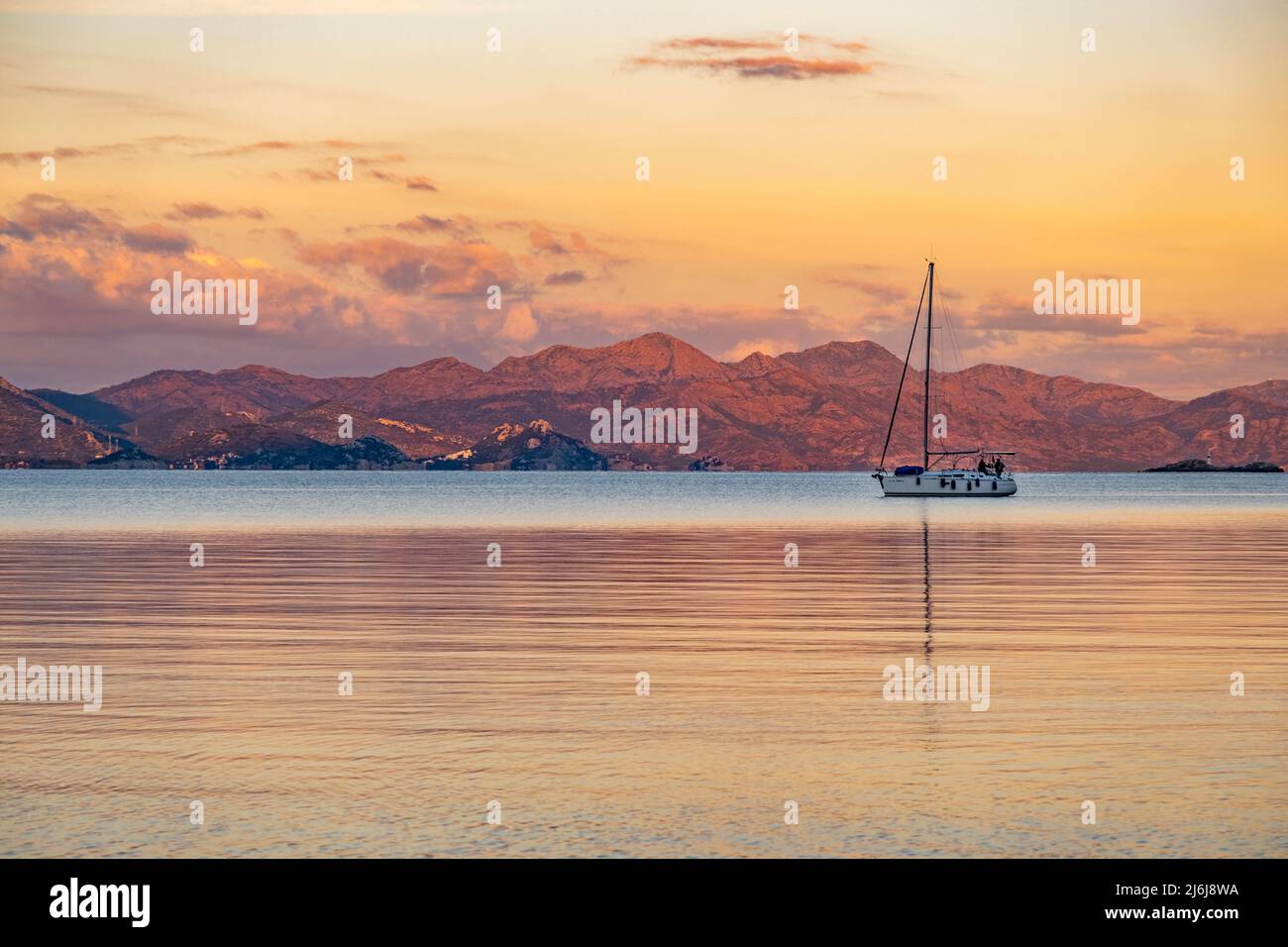 Beautiful sailing boat hi-res stock photography and images - Alamy