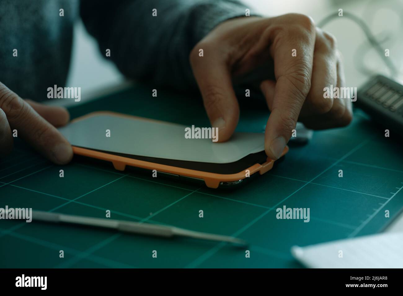 Installing screen hi-res stock photography and images - Alamy