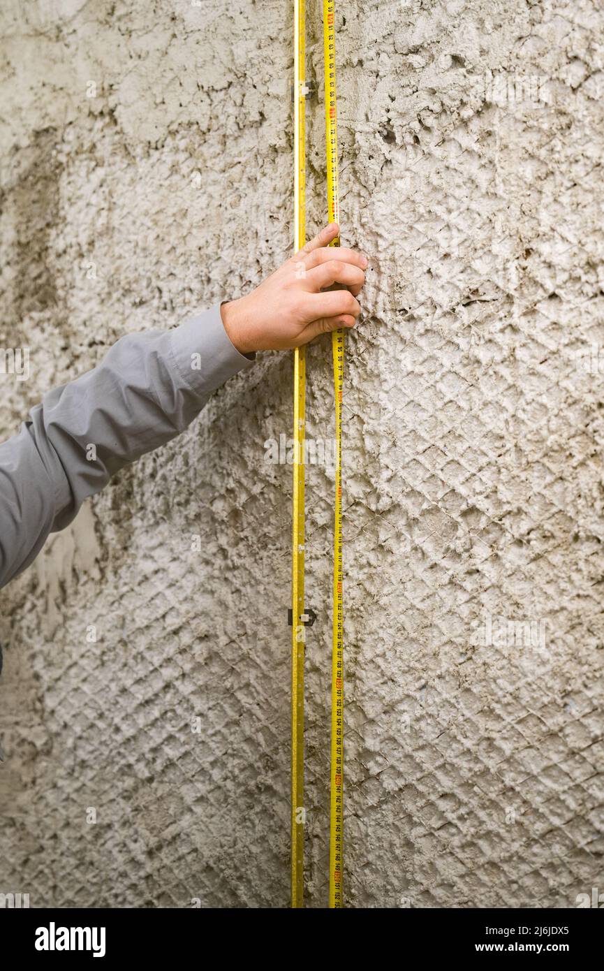 measuring the distance between the guide metal beacons, metal beacons ...