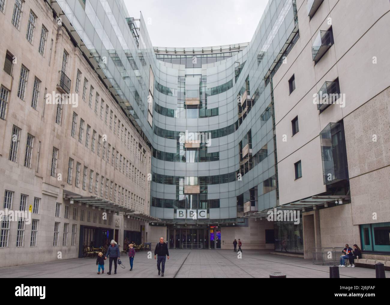 Bbc radio 1 logo hi-res stock photography and images - Alamy