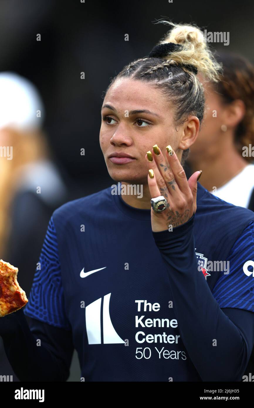 Ella rodman hi-res stock photography and images - Alamy