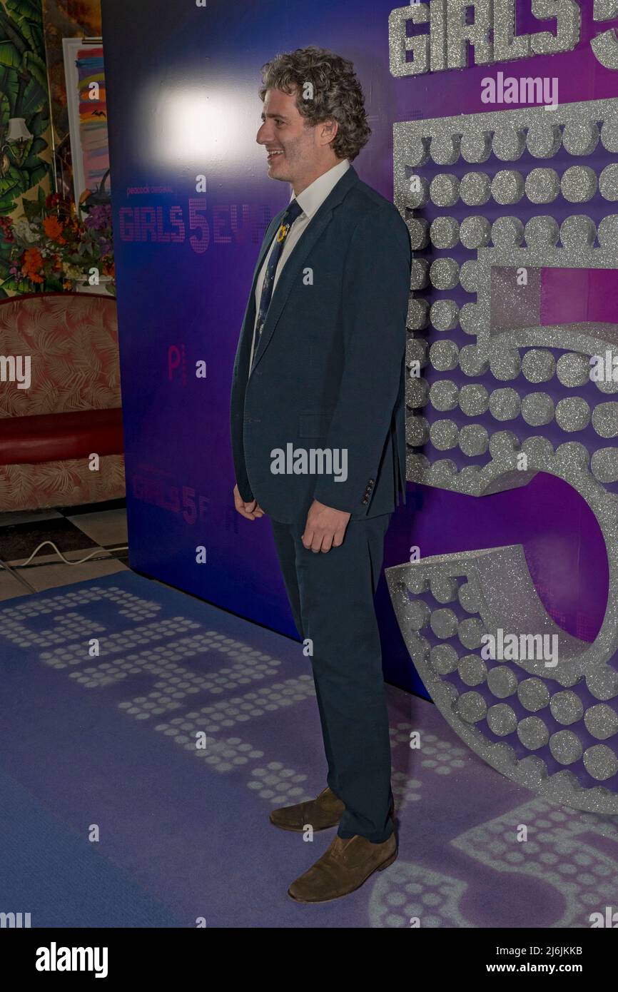 Eric Gurian attends the Peacock's "Girls5eva" Season 2 Premiere at The ...
