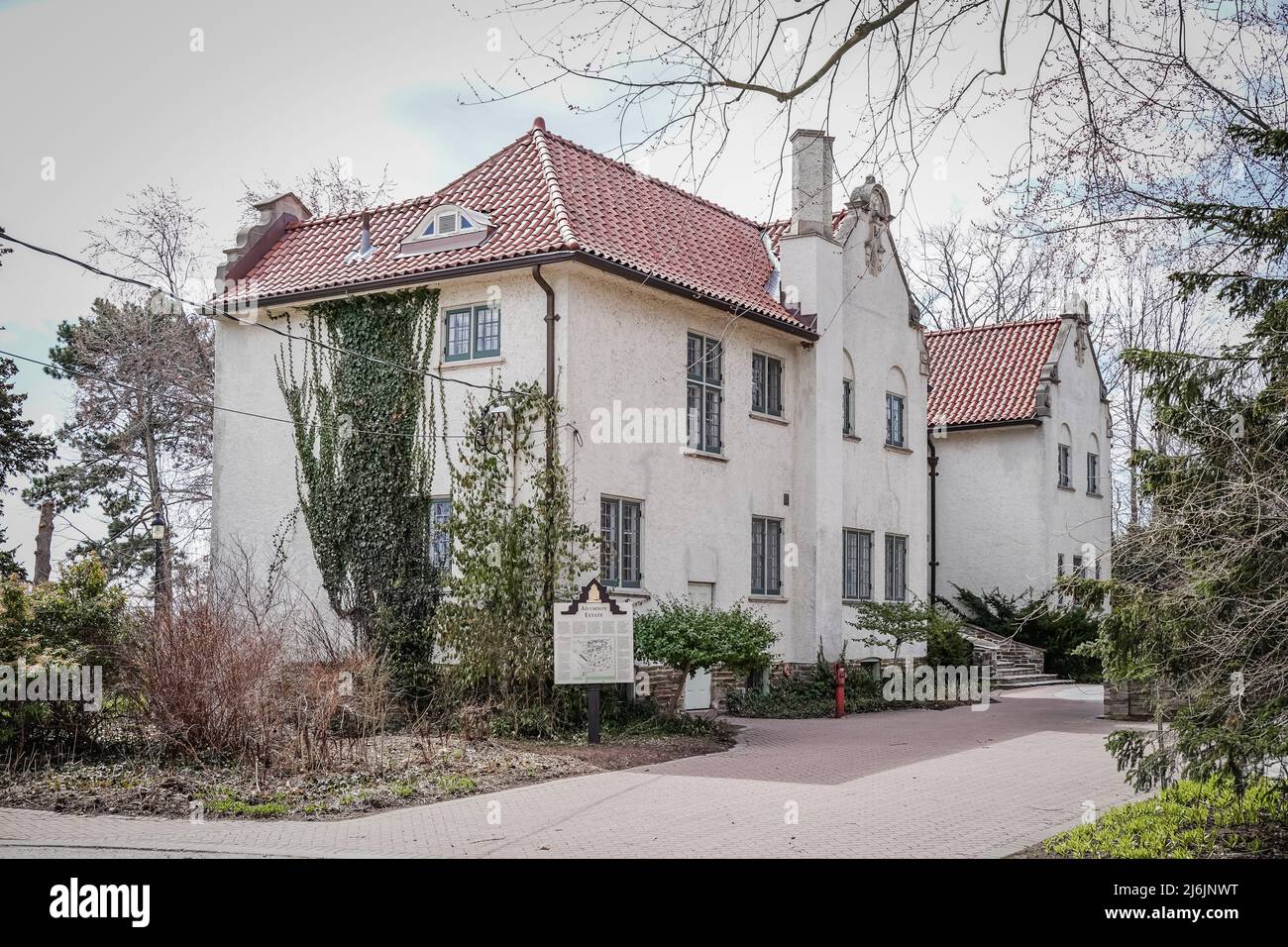 The Adamson Estate, which forms the eastern boundary of the Port Credit ...