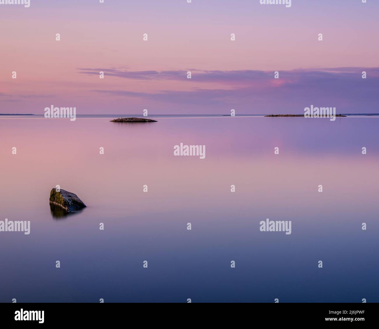 Waterside sunset reflection hi-res stock photography and images - Alamy