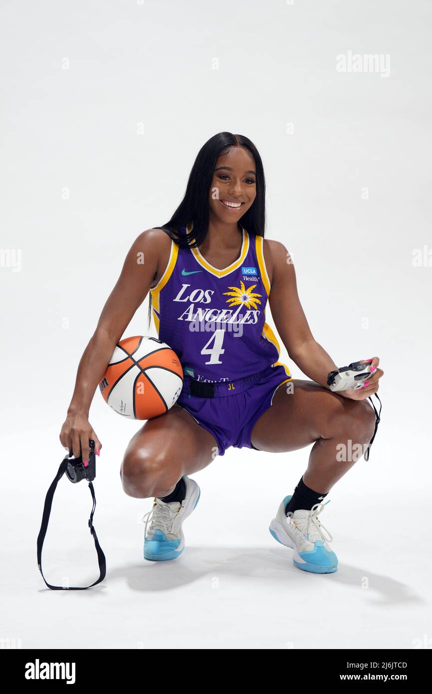 Los Angeles Sparks guard Lexie Brown (4) poses with cameras during ...