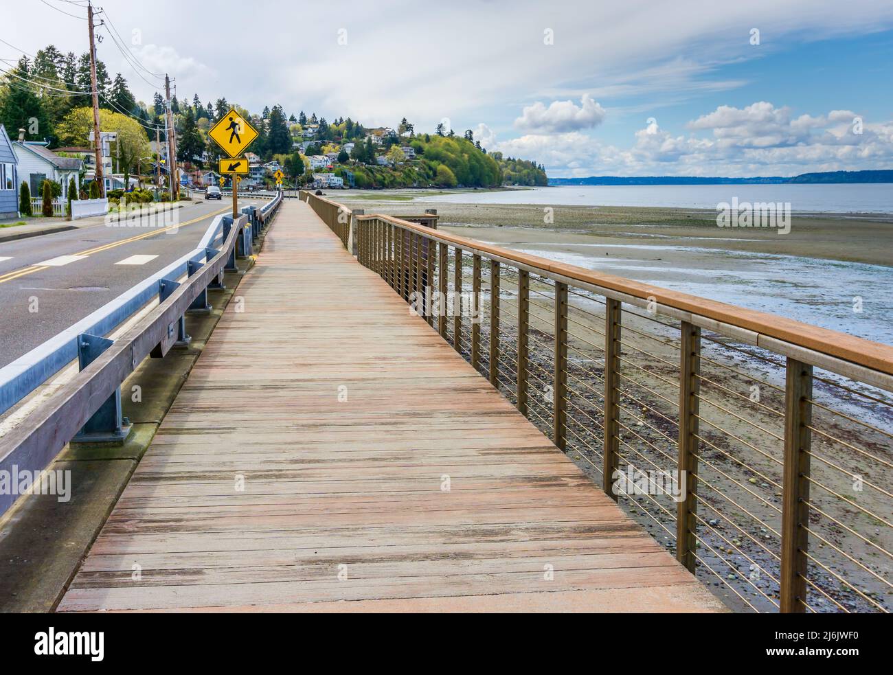Beach boardwalk boardwalk redondo hi-res stock photography and images ...