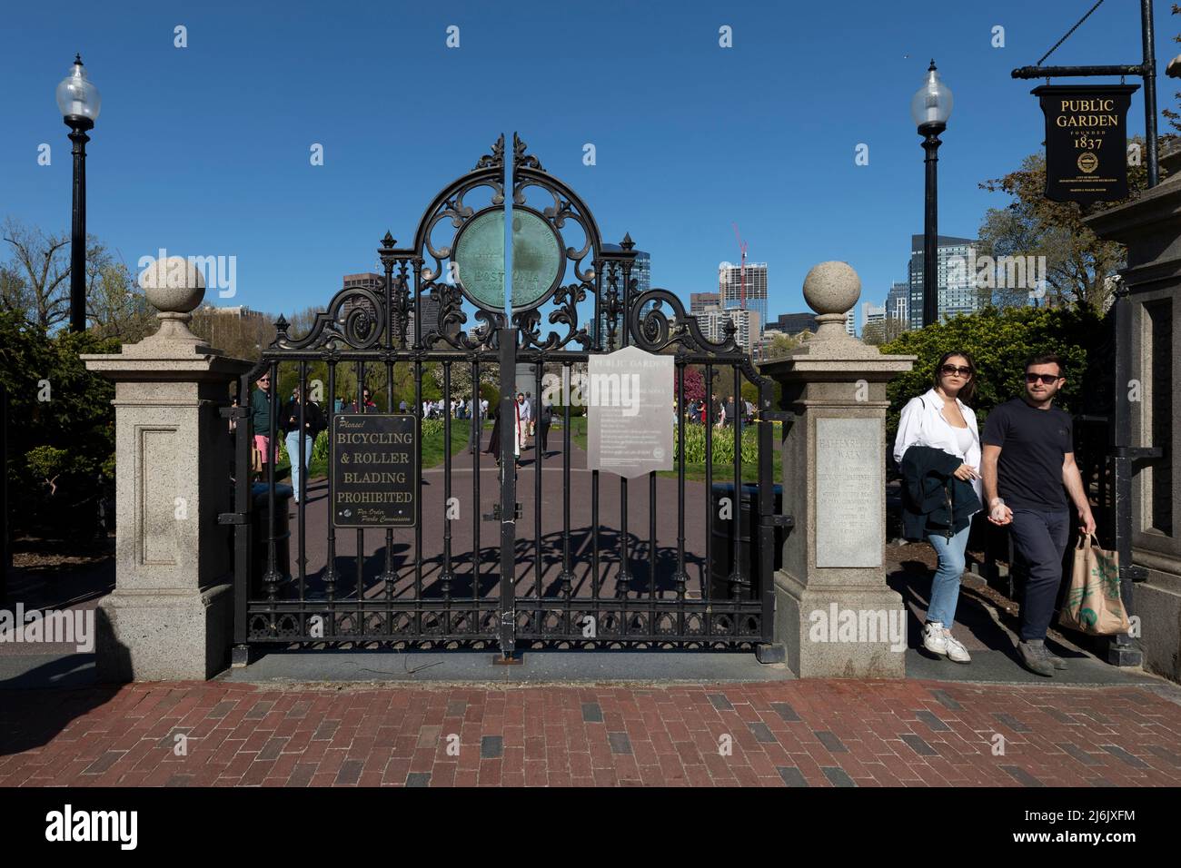 Boston park gate hi-res stock photography and images - Alamy