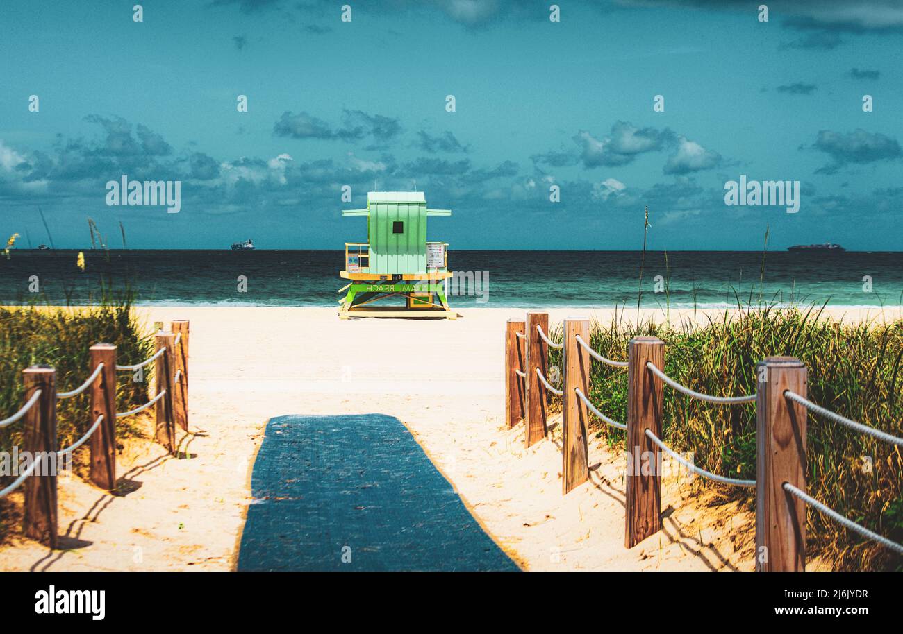 Miami South Beach skyline. Lifeguard tower in colorful Art Deco style ...
