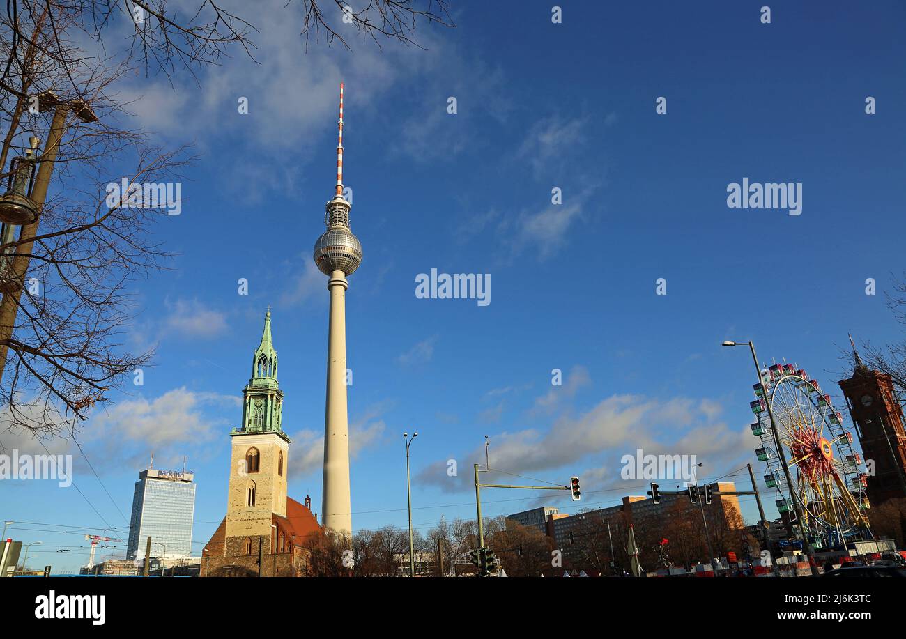 View two towers tv hi-res stock photography and images - Alamy
