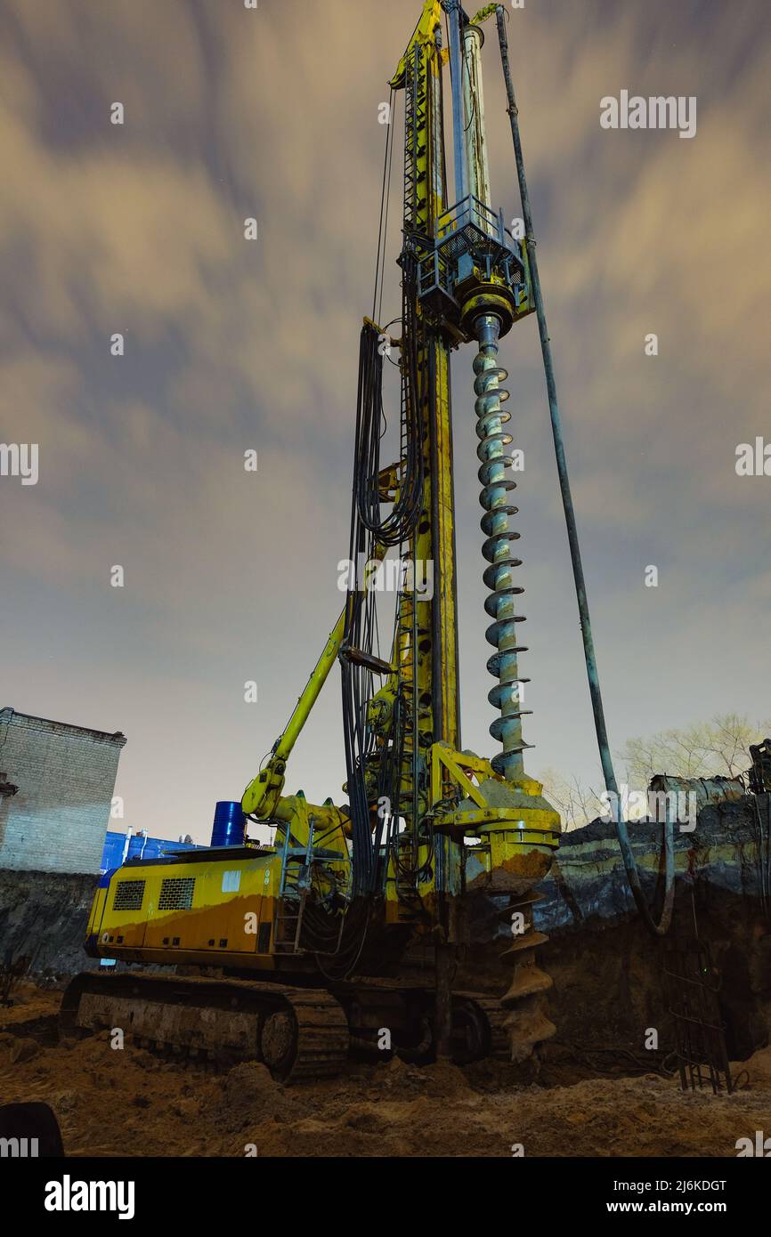 Hydraulic rotary drilling rig hi-res stock photography and images - Alamy