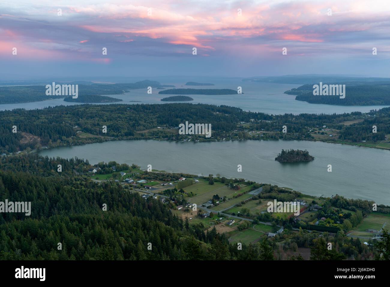 Mount Erie is the Tallest Peak in the Anacortes Region in Washington ...