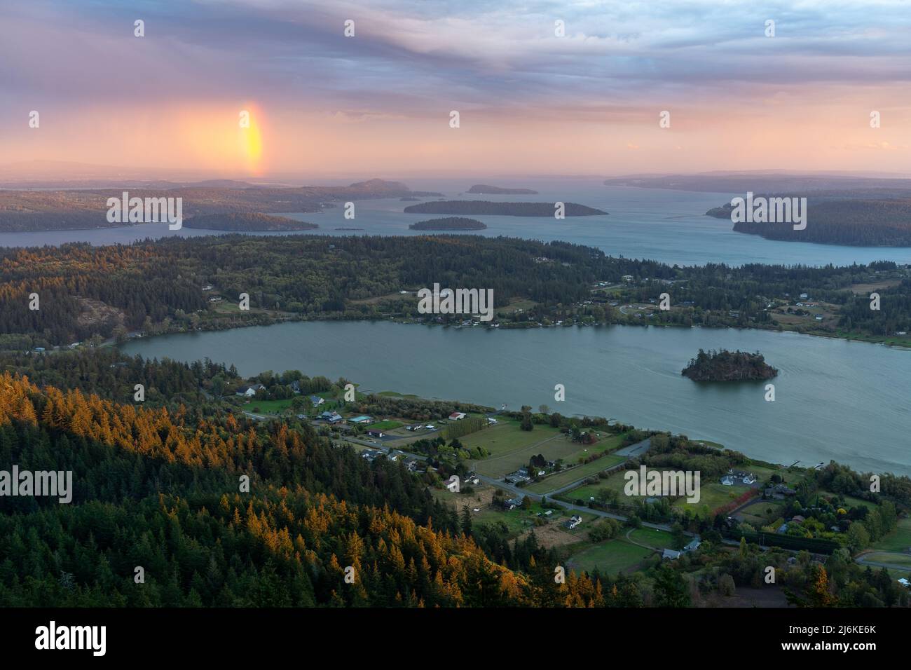 Mount Erie is the Tallest Peak in the Anacortes Region in Washington ...