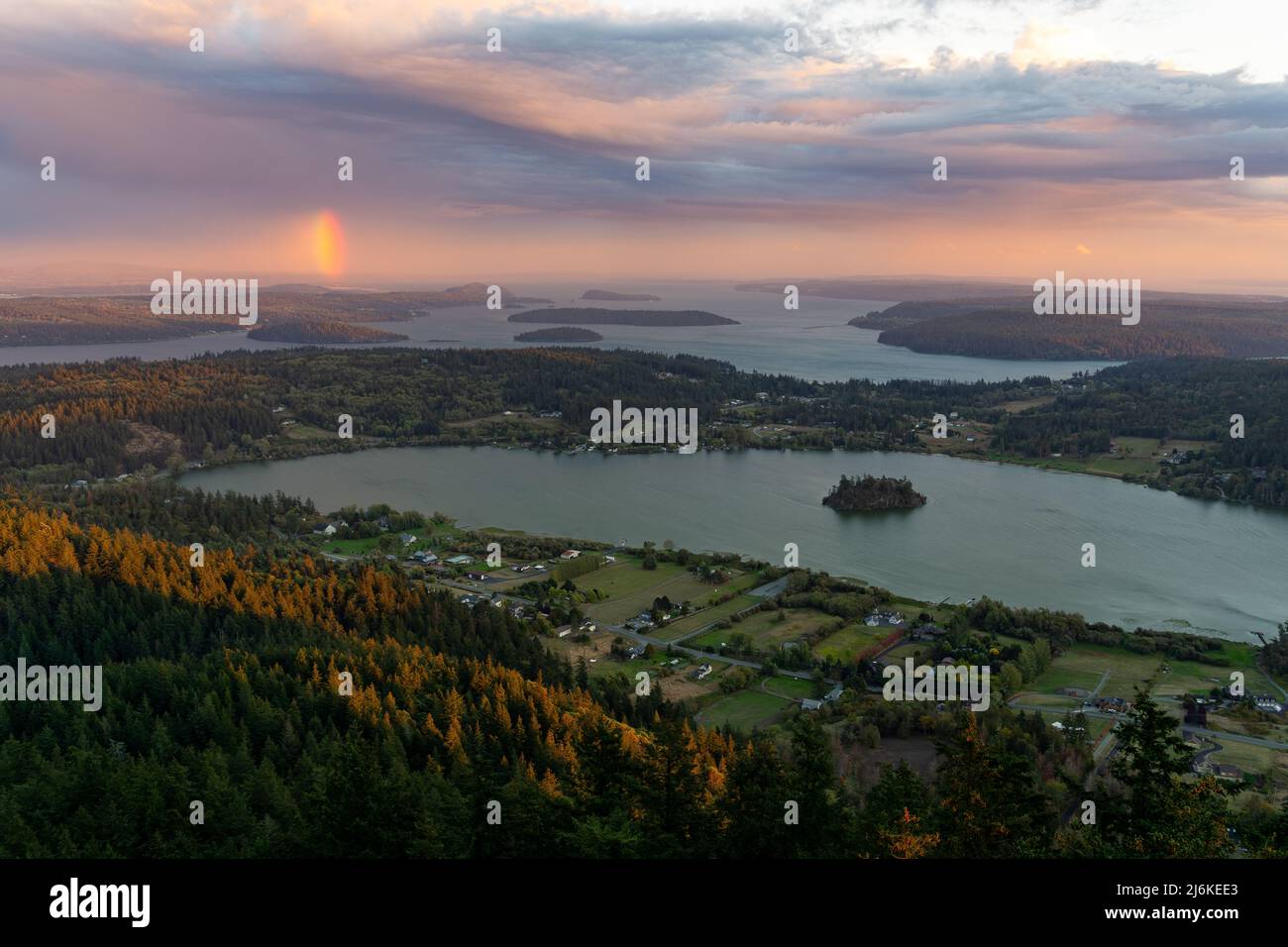Mount Erie is the Tallest Peak in the Anacortes Region in Washington ...