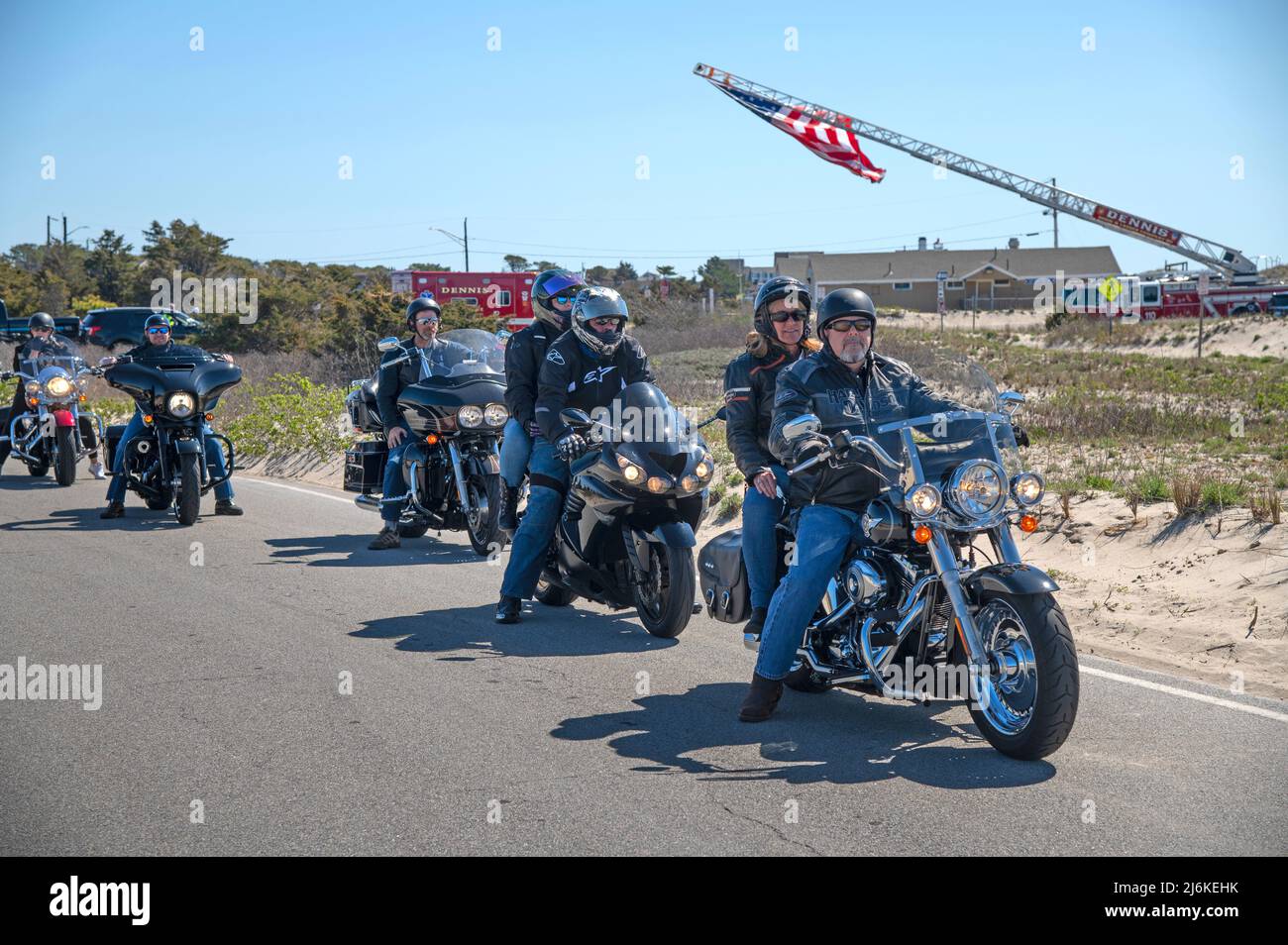 Blessing of the Motorcycles - West Dennis Beach (Cape Cod). Arriving ...