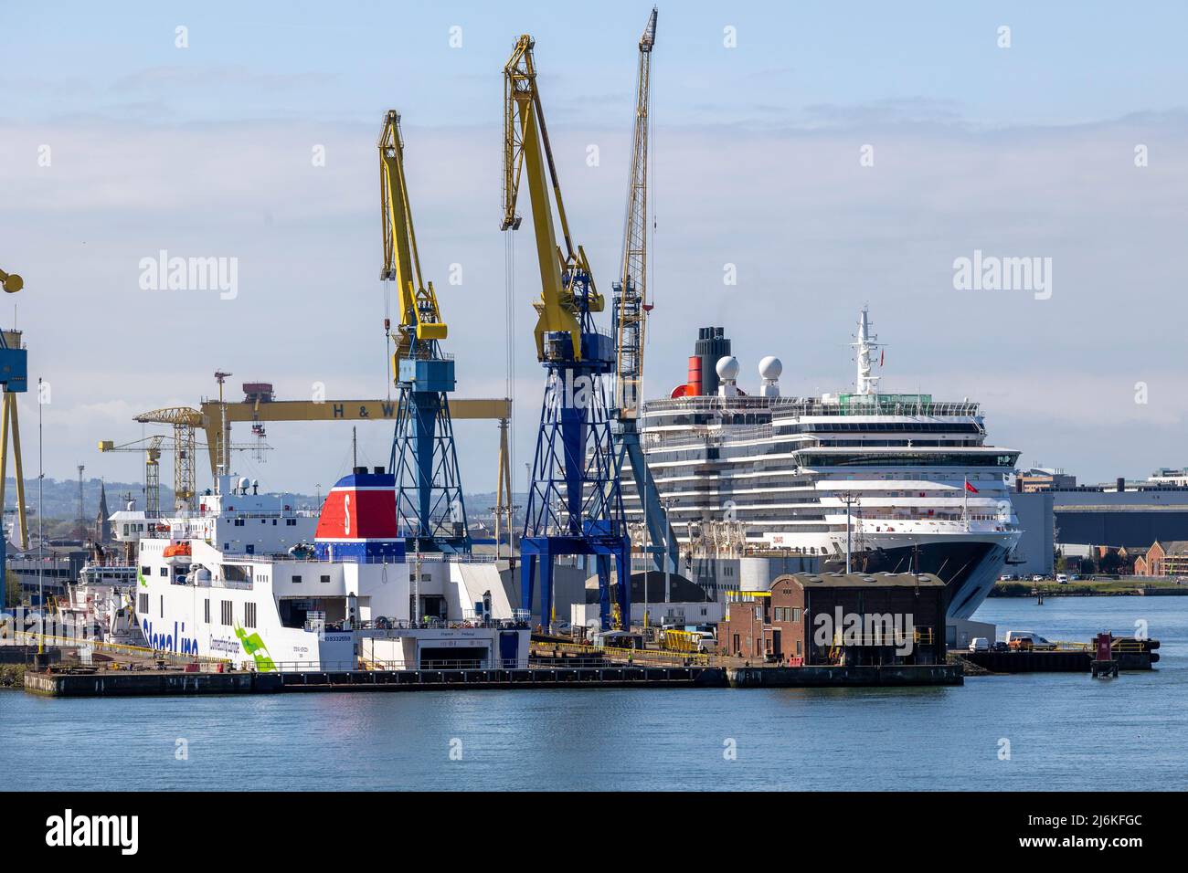 Belfast Harbour Dry Dock Stock Photo - Alamy