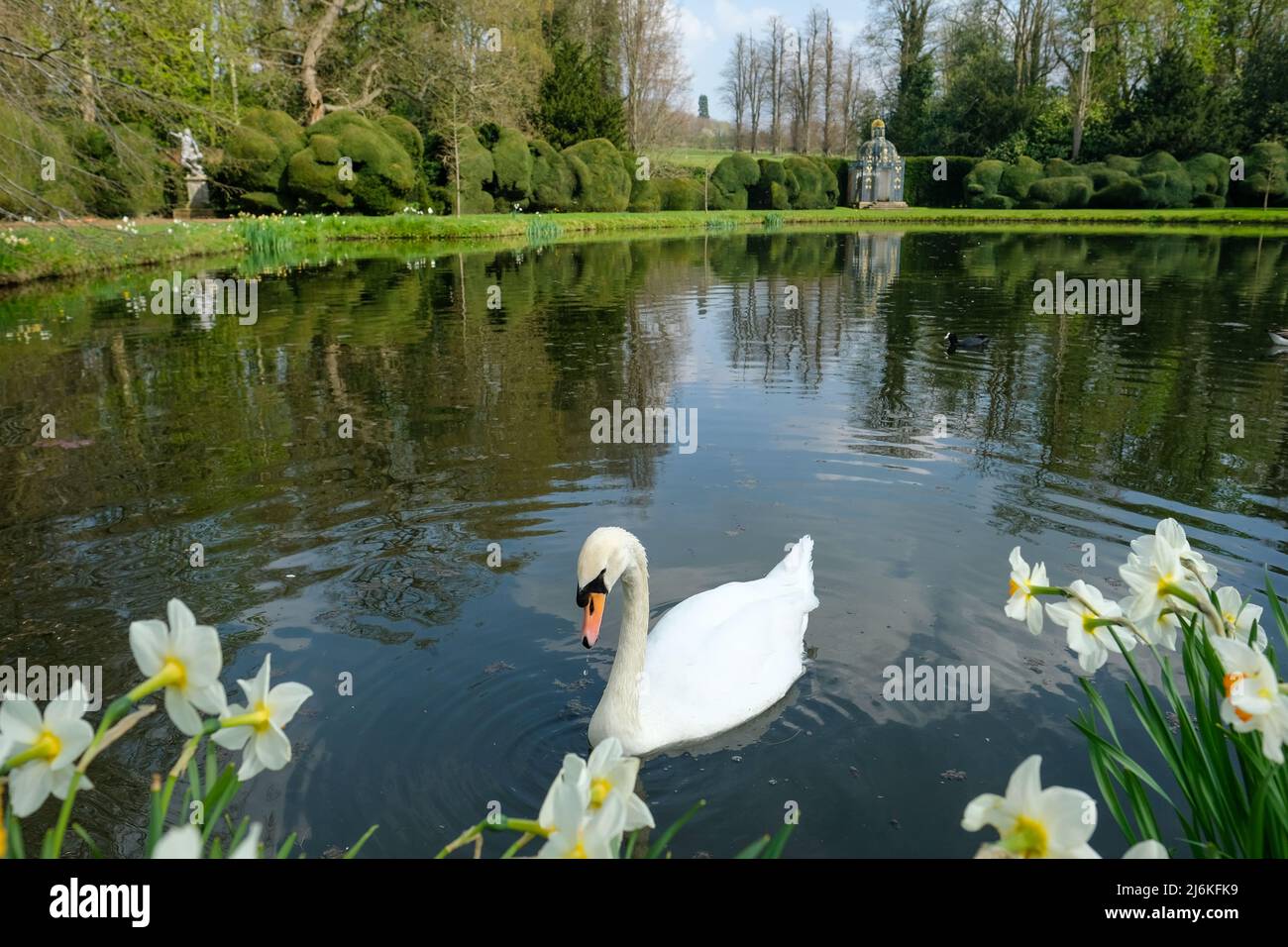Melbourne Hall & Gardens, Derbyshire, UK. A stately home and 18th ...