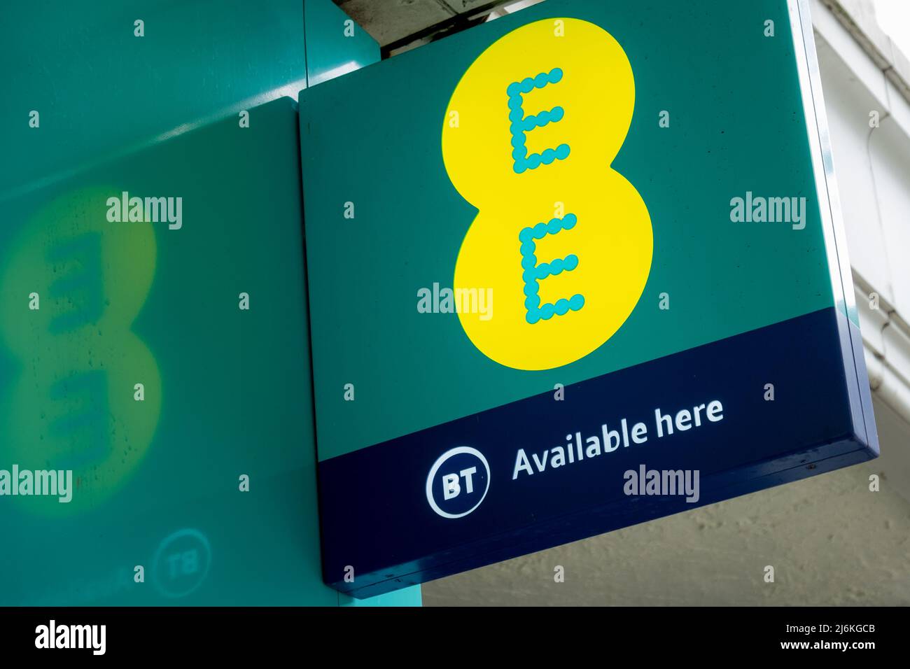 Broadband provider shop hi-res stock photography and images - Alamy