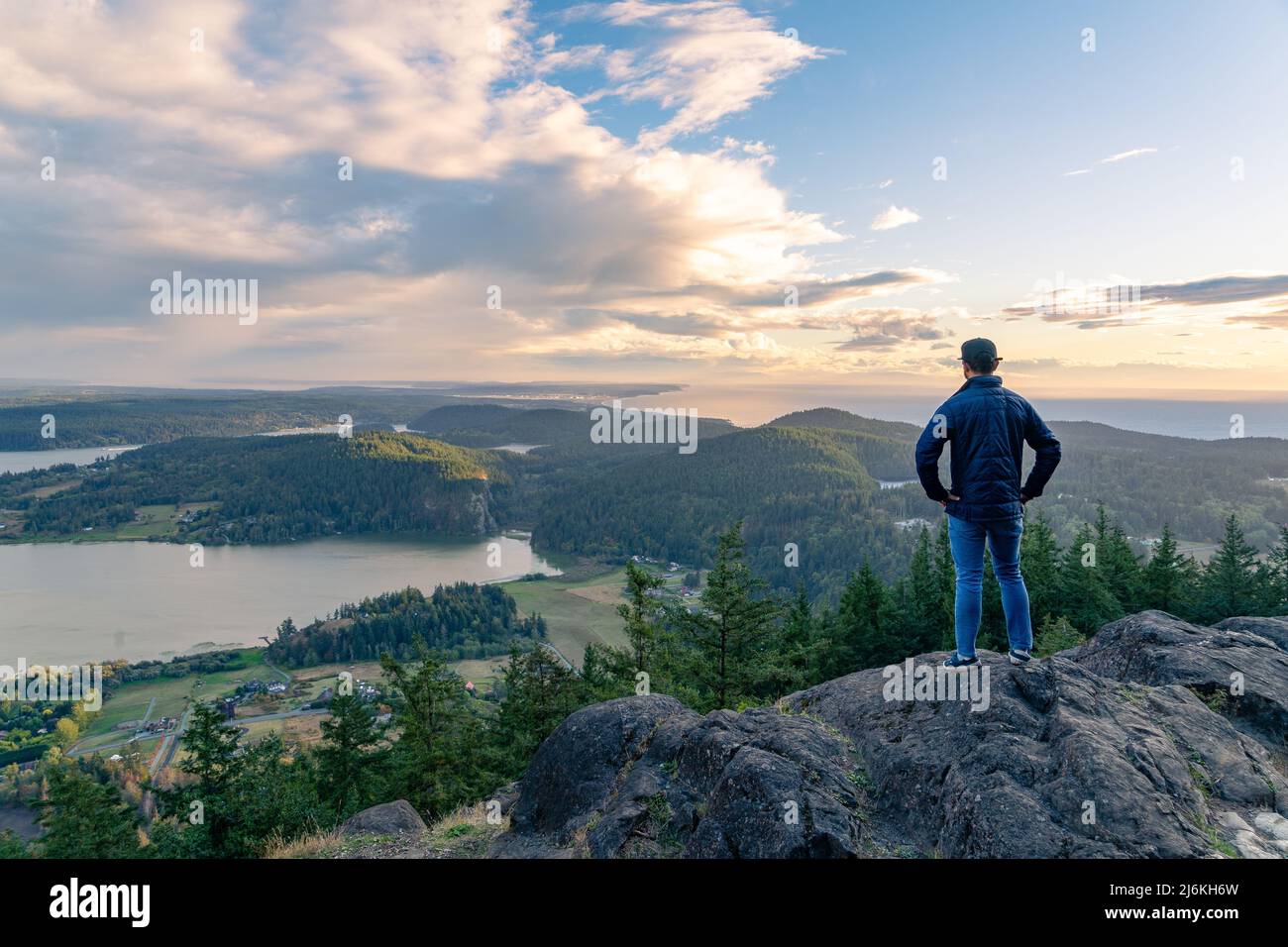 Mount Erie is the Tallest Peak in the Anacortes Region in Washington ...