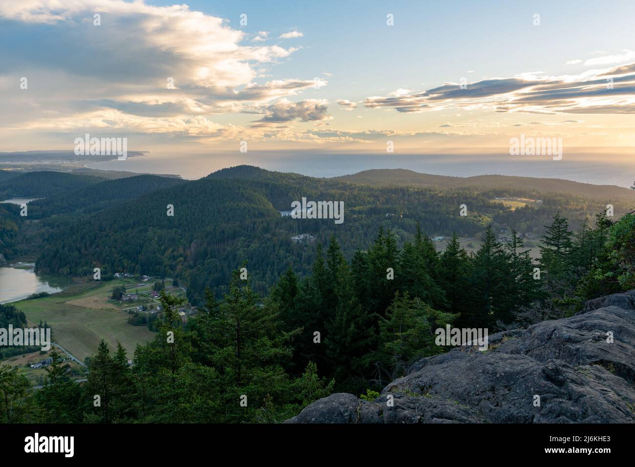Mount Erie is the Tallest Peak in the Anacortes Region in Washington ...