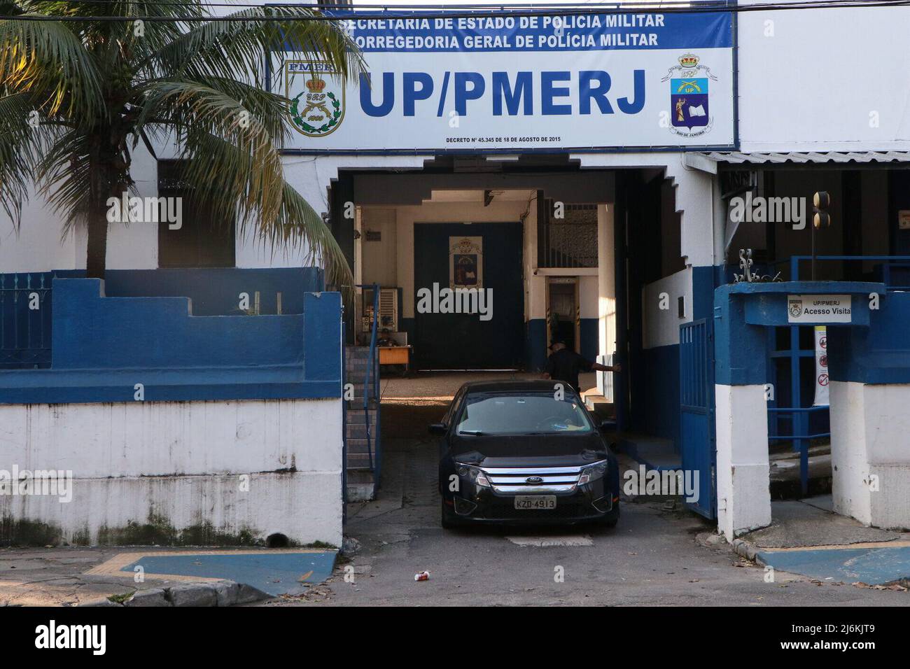 Inspection de prison hi-res stock photography and images - Alamy