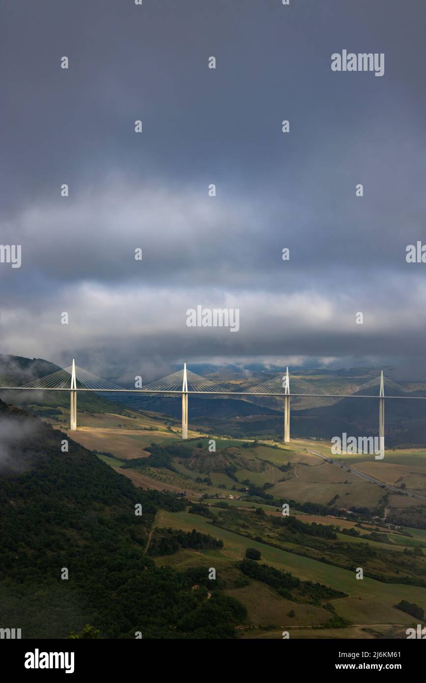 Cable stayed road bridge across valley of river tarn hi-res stock ...