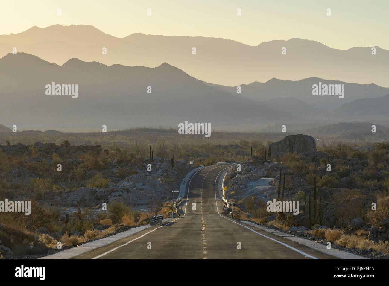 Road baja california sur hi-res stock photography and images - Alamy