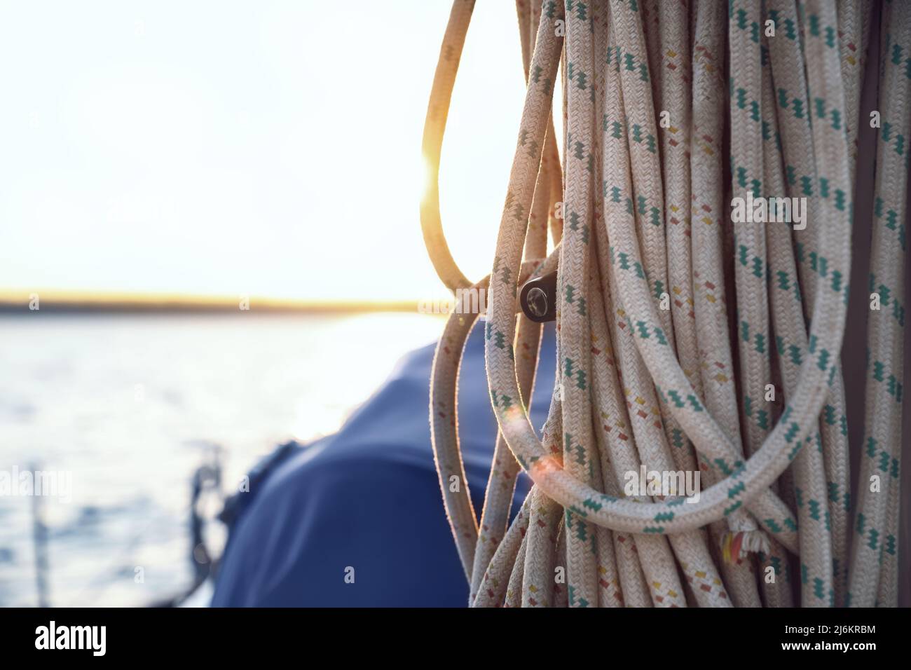 Sailing ropes modern yacht hi-res stock photography and images - Alamy
