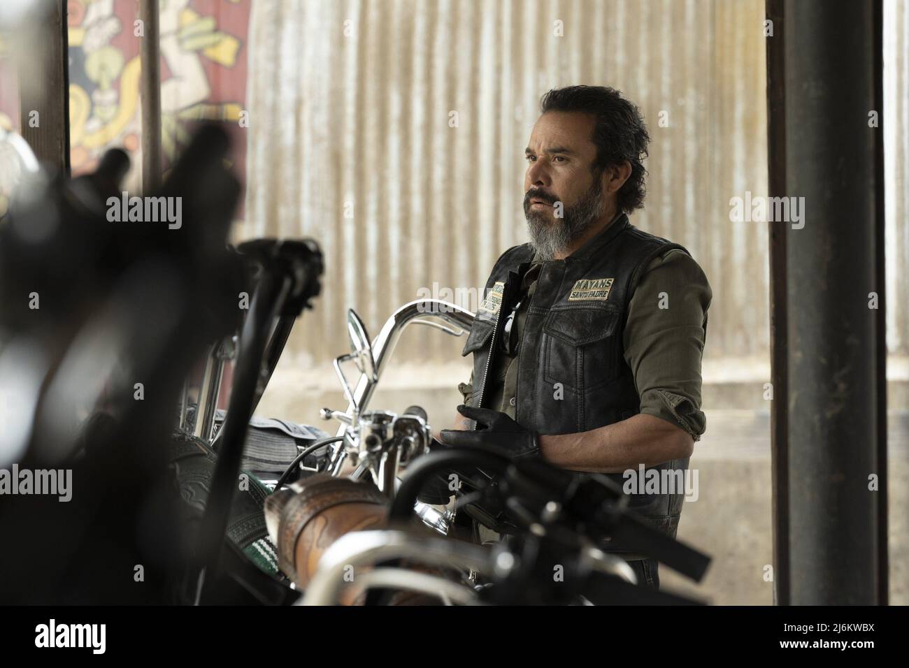 MAYANS M.C., Michael Irby, Hymn Among the Ruins', (Season 4, ep. 402 ...