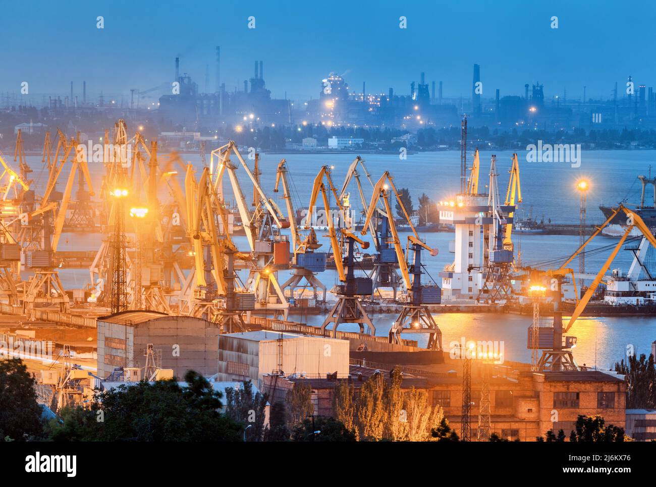 Mariupol sea hi-res stock photography and images - Alamy