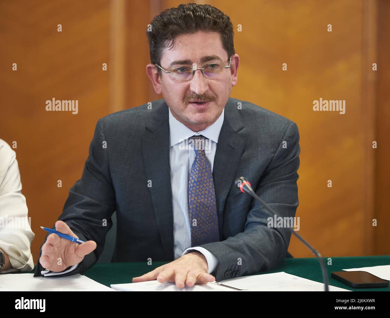 Chiritoiu bogdan hi-res stock photography and images - Alamy