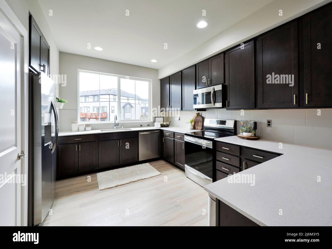 Modern residential kitchen interior Stock Photo - Alamy