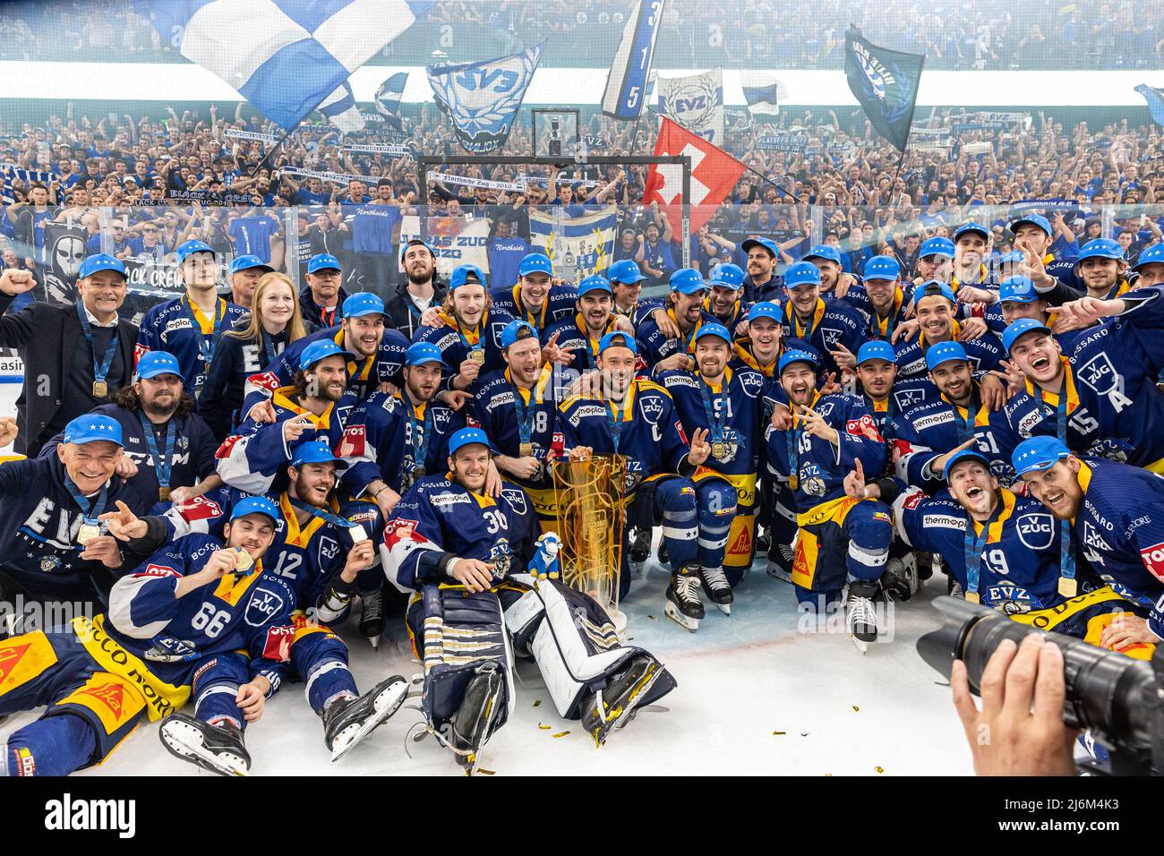Team photo of EV Zug during the National League Playoff Final ice hockey game seven between EV ...