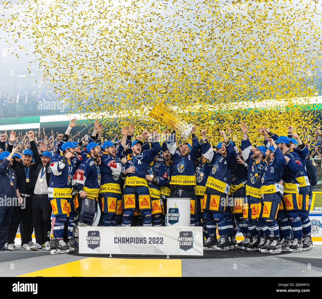 PostFinance top scorer Jan Kovar #43 (EV Zug) raises the trophy during ...