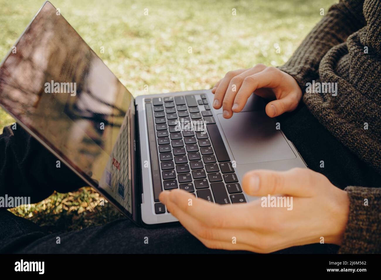 Photo businessman working on modern loft office. Man sitting wood table ...
