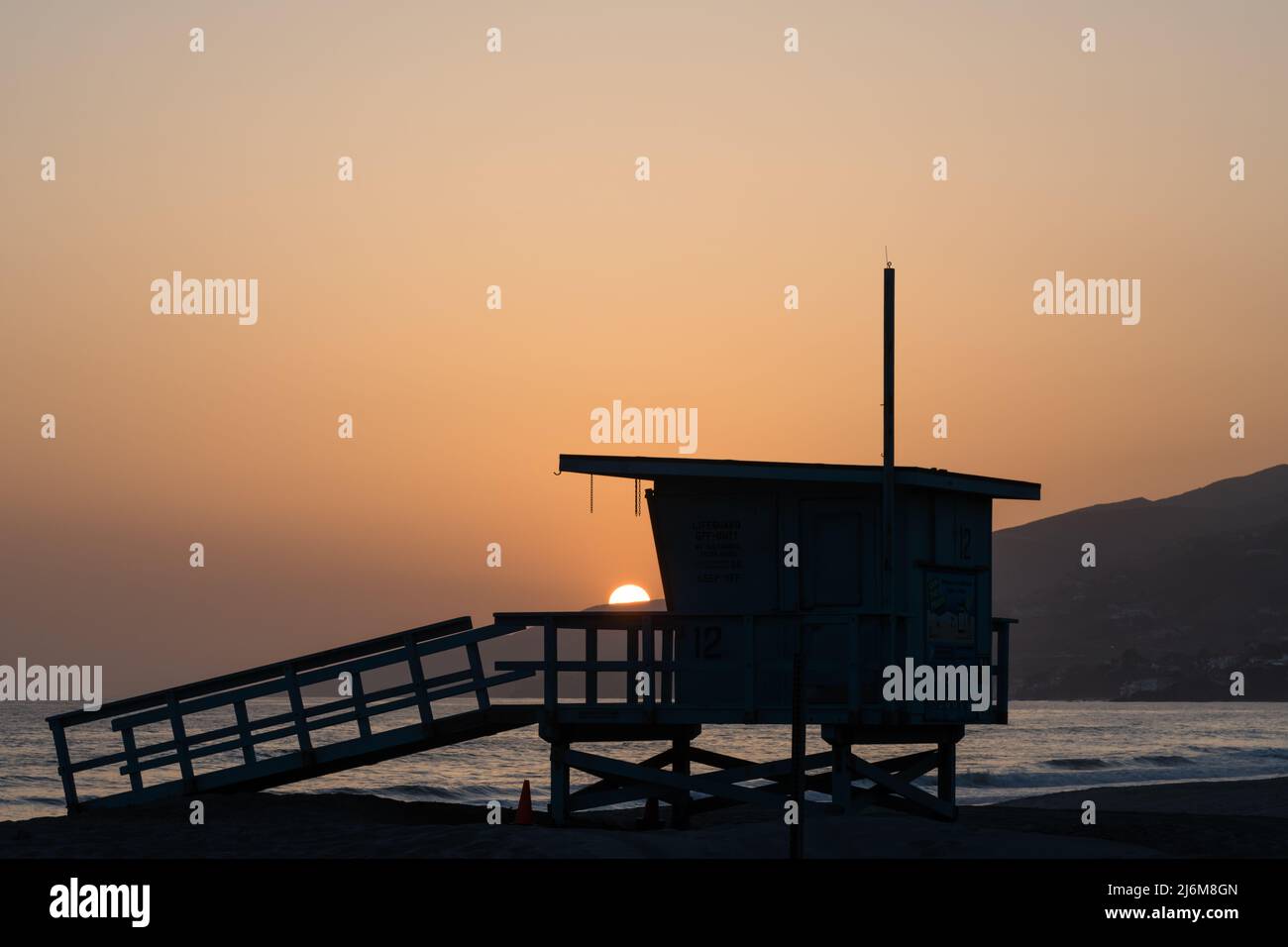 Beautiful Zuma Beach sunset with the lifeguard station in the ...