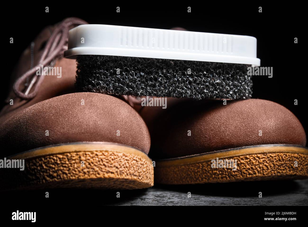 Shoes sponge hi-res stock photography and images - Alamy
