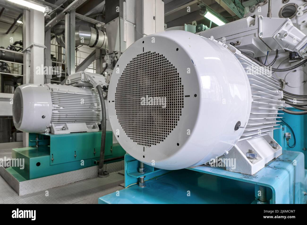 Electric motor flour mill hi-res stock photography and images - Alamy